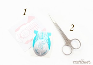 Acrylic Form Application - nailbees